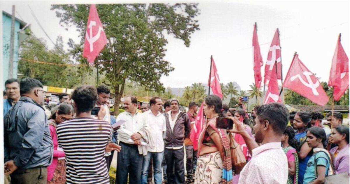 housing, landless problem: protest in front of nada office