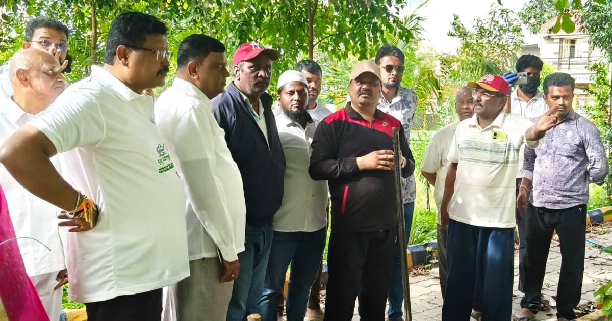 dc dr. m.r. ravi instructs to prioritize the beauty of parks - dc dr m ...