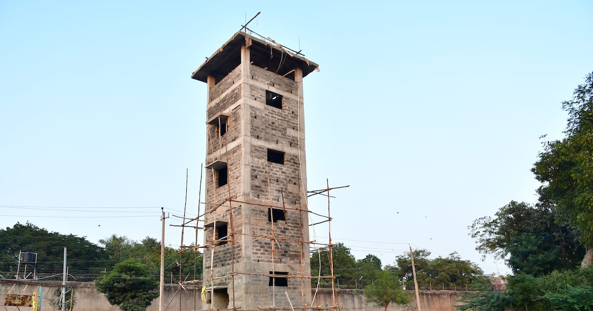 bellary jail to be further tightened four watch towers to be constructed