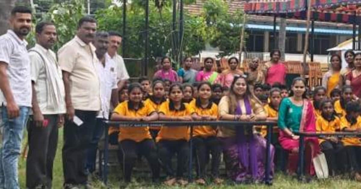slate balapa foundation distributes 10 desks to government school ...