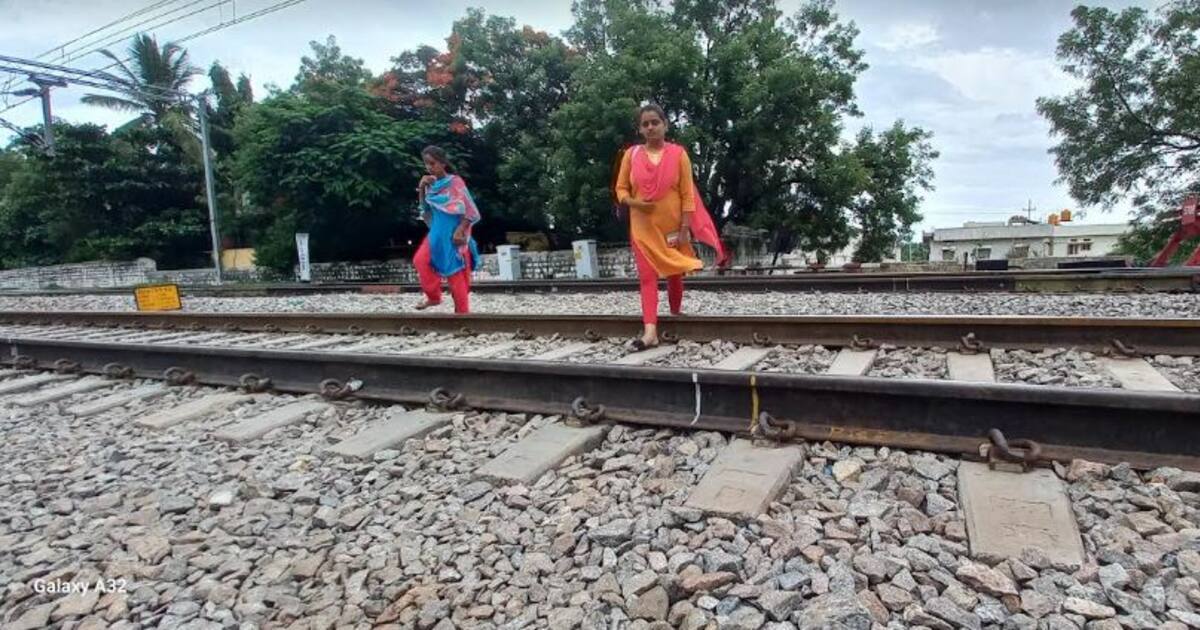 construction of railway gate underpass on january koppal mp sanganna kardi
