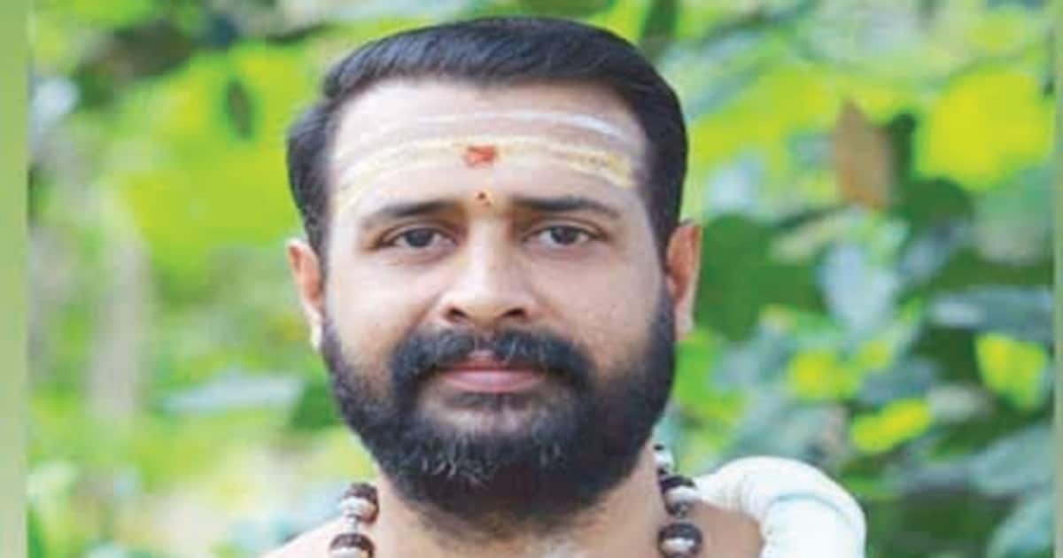arun kumar namboothiri new melsanthi of famous sabarimala temple