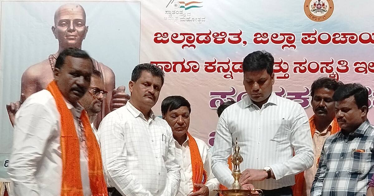 santakavi sarvajna who improved the society through tripadi