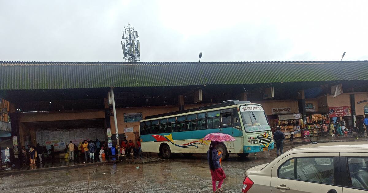 koppa bus stand is not a safe place for passengers