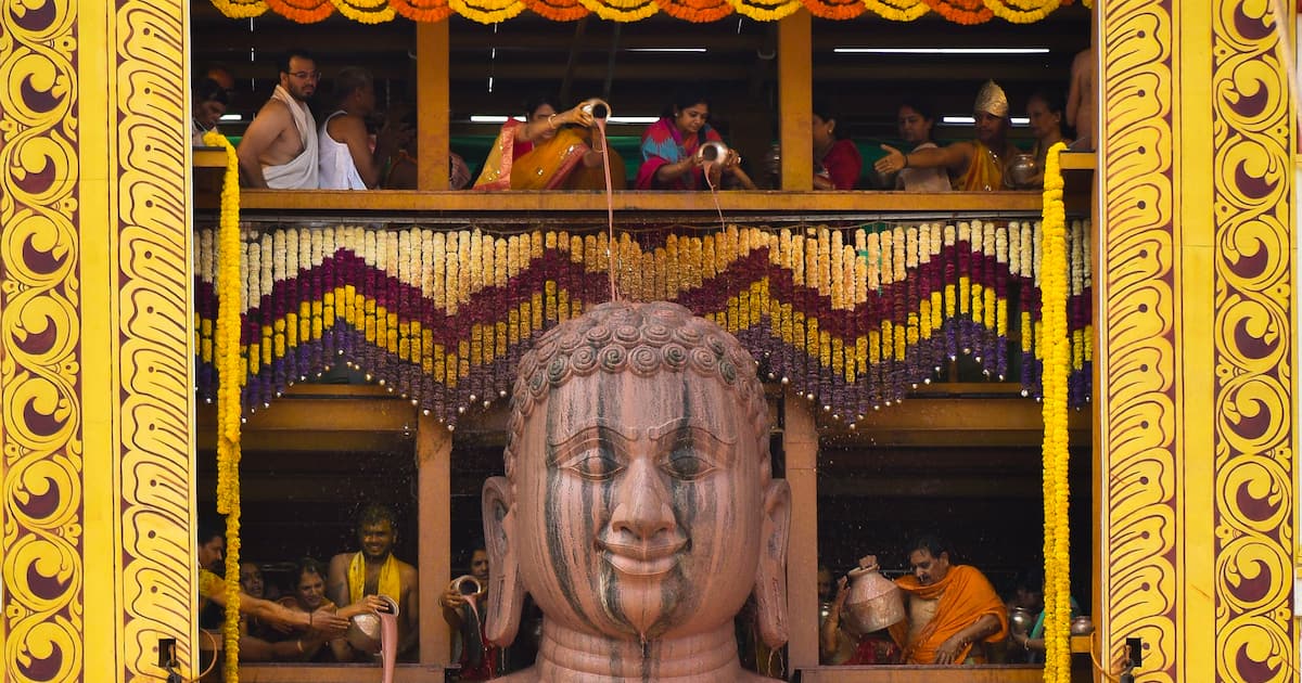 venur bahubali is the glory of mahamajjana during the day