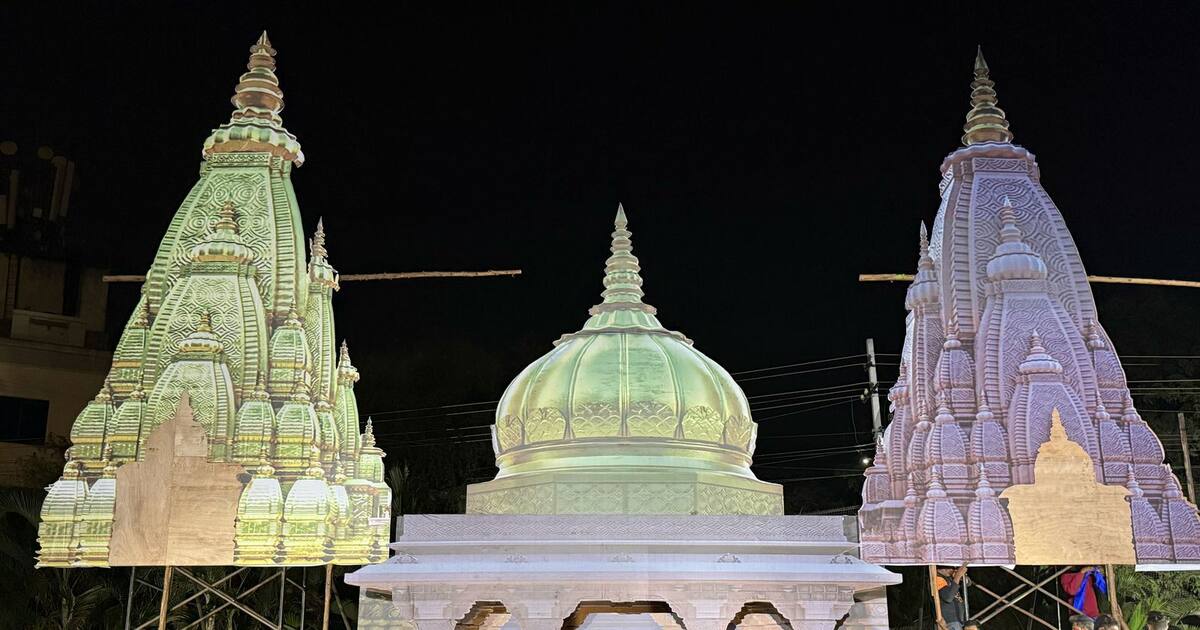 hubli, a commercial city, is equipped for the worship of lord shiva