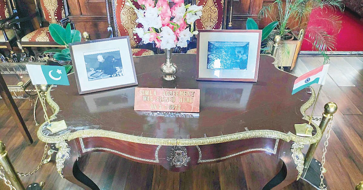pakistan flag missing from hp raj bhawans historic table on which simla ...