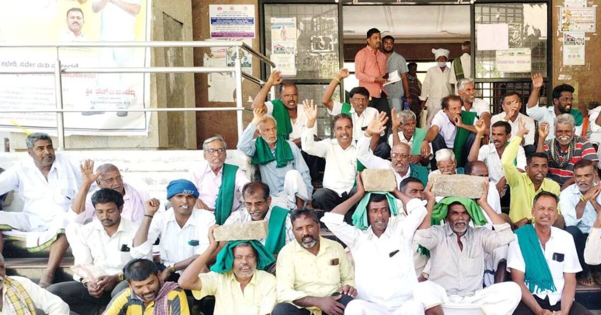 demand to release water from hemavati reservoir to canals to protect crops